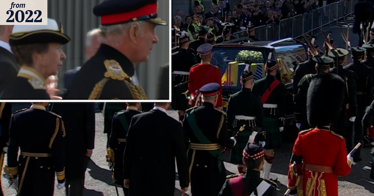 The Queen's children accompany her coffin in Royal Mile procession