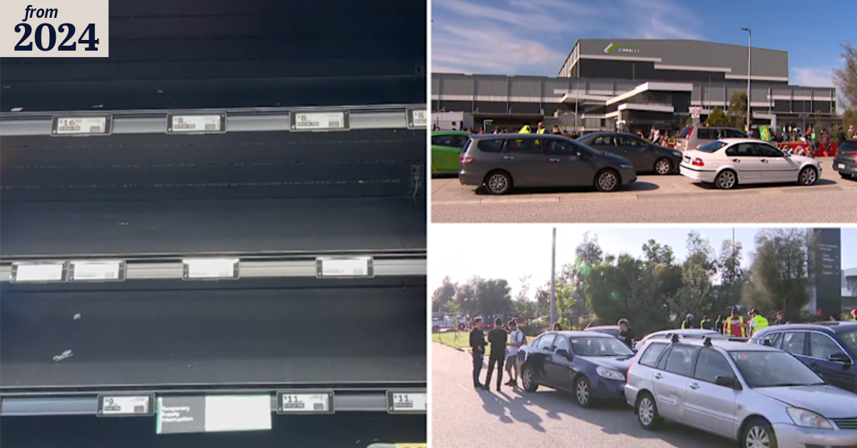 Woolies workers picket distribution centre in Melbourne