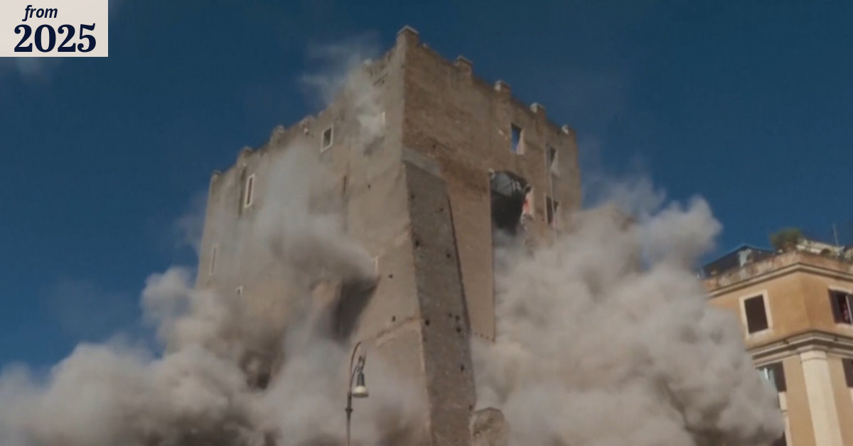 Worker trapped in rubble of collapsed tower in Rome