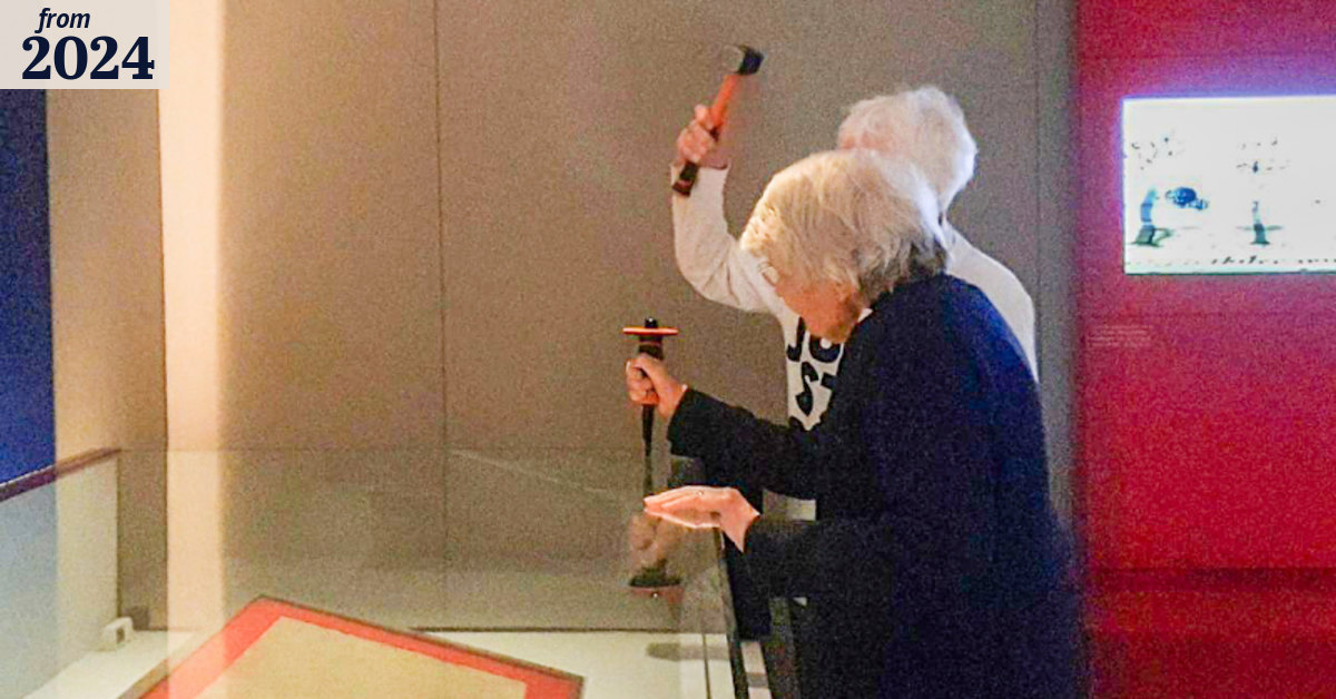 Elderly protesters chip Magna Carta case at British Library